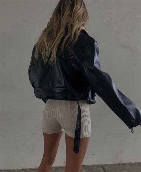 Faith Slingsby adlı kullanıcının Cute outfits panosundaki Pin Stil kıyafetler Tarz moda Kadın
