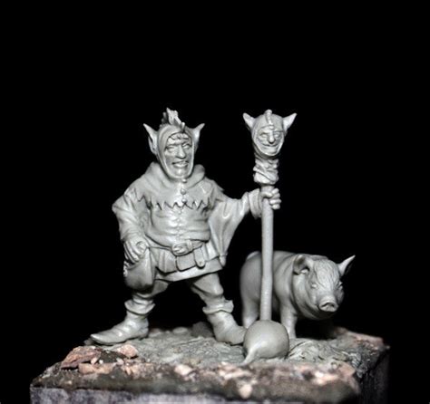 Medieval Dwarf Jester Tartar Miniatures El Greco Miniatures El Greco Miniatures Ltd