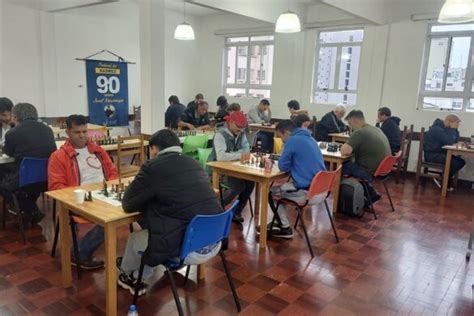 Ajustes No Estatuto Do Clube De Xadrez De Curitiba Para Enquadramento