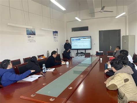 人工智能学院开展新学期青年教师集体备课活动 人工智能学院