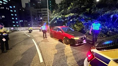 警打擊非法賽車及改裝車輛行動 11車被扣拘1男涉危駕 星島日報