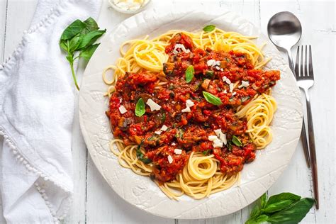 Spaghetti Sauce Made With Fresh Tomatoes Happy Veggie Kitchen