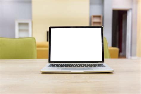 집에서 작업 빈 흰색 데스크톱 화면과 노트북을 사용 하 여 사업가의 모형 이미지 Mars Global Surveyor에 대한