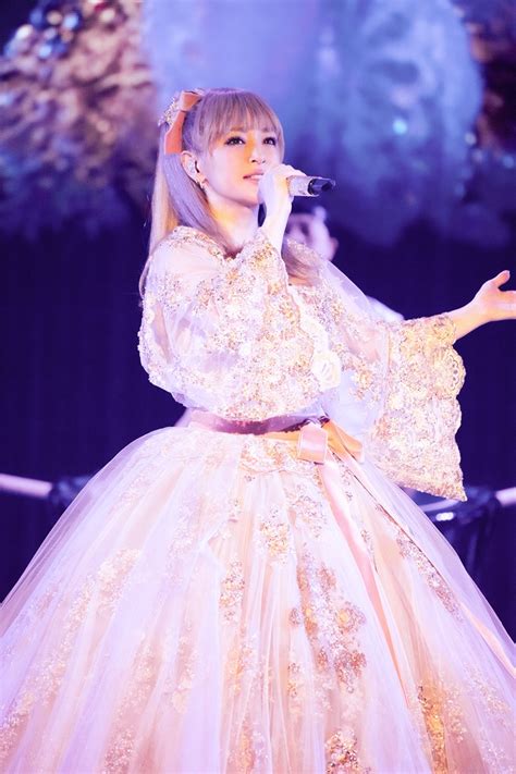 浜崎あゆみの2年越しのカウントダウンライブにファン歓喜！「セトリ神すぎた 」 The First Times