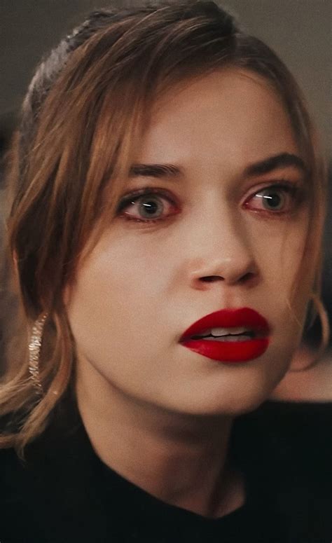 Pin on персонажи in Afra saracoglu Most beautiful women Aesthetic makeup