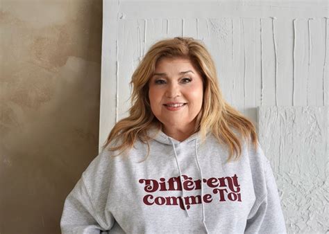 Marie Claude Barrette Et Sa Grande Fille Ont Les Mêmes Yeux Pétillants Voyez La Photo