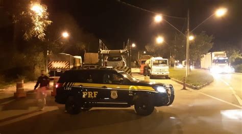 PRF Autua 11 Caminhoneiros Por Descumprimento A Lei Do Descanso Na BR