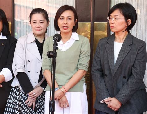 鄭天財喊「戒嚴為保護台灣」 王婉諭轟「非常噁心」：蔣家是為保權位