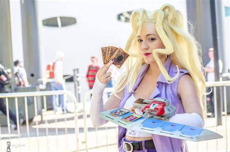 Mai Valentine Cosplay Yu Gi Oh By Izzyboom On Deviantart