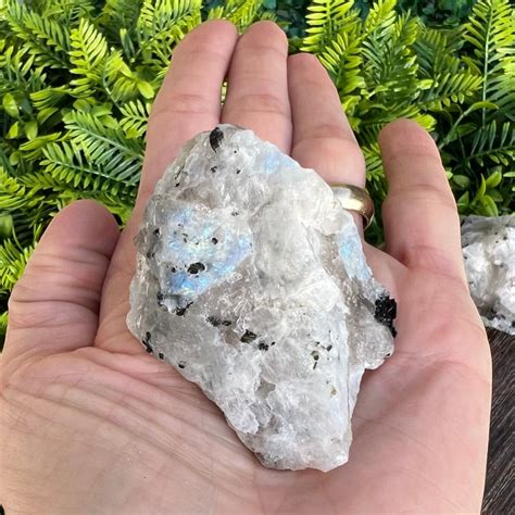 PEDRA DA LUA BRUTA INDIANA G 110 150gr Cristais e Acessórios
