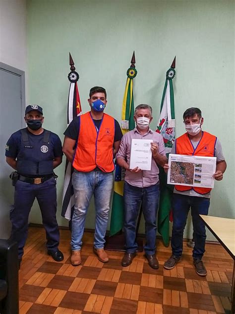 Prefeitura Recebe Plano De Mapeamento De áreas De Risco Gazeta