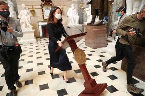 佩洛西的讲台重回国会大厦 凤凰网