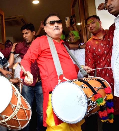 Kolkata Tmc Mla Madan Mitra Plays Drum During Holi Celebrations