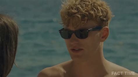 پیر مرده وسط تلمبه زدن میمیره 😂😂 فیلم صحنه دار جنسی داستانی مثبت18 مثبت18 Youtube