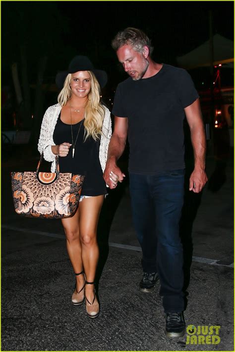 Jessica Simpson Gets Back Into Her Daisy Dukes Photo 3442581 Eric Johnson Jessica Simpson
