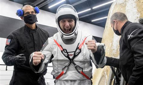 Astronautas Da Spacex Retornam à Terra Após Missão Mais Longa Da Nasa
