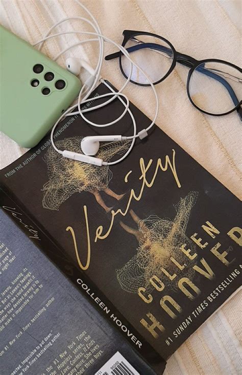 Book Cover Bestselling Author Hopeless