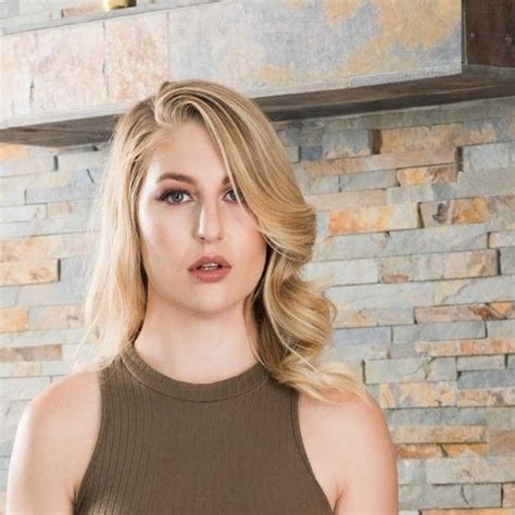 Lila Frey Facts Bio Career Net Worth Aidwiki