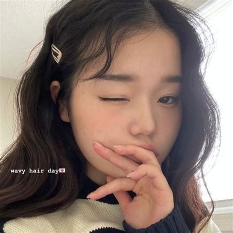 Pin Oleh 𝓐𝓷𝓷𝓲𝓮 Di P R E T T Y