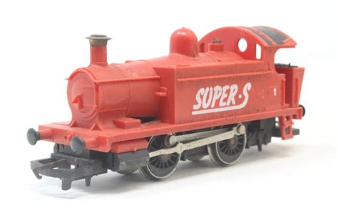 Hornby R766 Supers Class 101 Holden 0 4 0t 1 In Super S Red