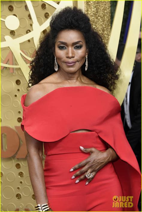 Regina King And Angela Bassett Glam Up For Emmy Awards 2019 Photo