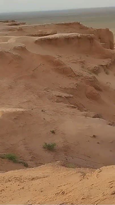 실제 공룡이 살았을 것 같은 태고 원시적 분위기 몽골 바양작 Youtube