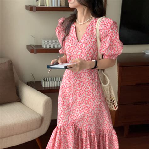 까모 플라워 여름롱원피스 퍼프소매 V넥 레드 플로럴 꽃무늬 머메이드 롱 핑크 프릴 맥시 롱원피스 데이트룩 여름코디룩