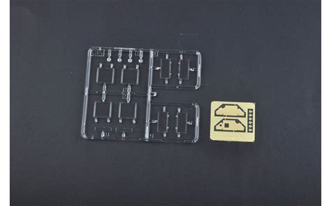 Russian ChTZ S-65 Tractor with Cab - Trumpeter 05539 | kingshobby.com