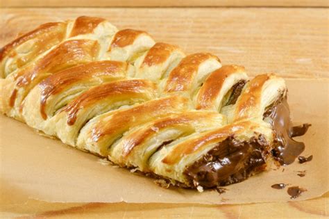 Найпростіший солодкий перекус слойка з шоколадом Новости Section Ukr Net