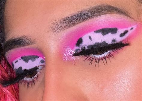Pink Cow Makeup💗🐄 Makeup Bold Eye Makeup Artistry Makeup