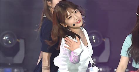 Md포토 아이즈원 안유진 매력 넘치는 무대