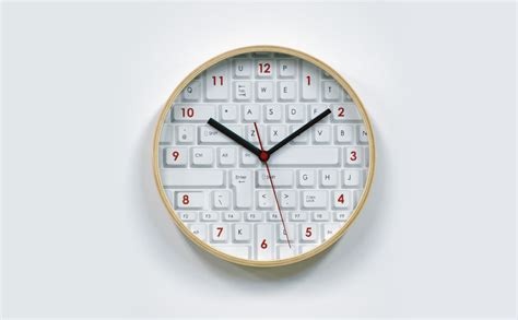 Keyboard Clock Masakazu Hori Design