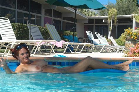 Nackt Baden FKK Bilder Und Fotos