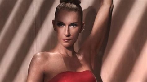 ‘goddess Celine Dion Leaves Fans Stunned In Eye Popping Red Latex