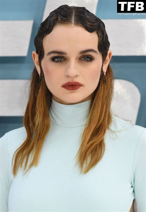 Joey King Braless 66 Photos Sexy E Girls