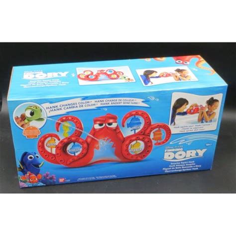 Disney Finding Dory Surprise Squirt Hank Bath Playset