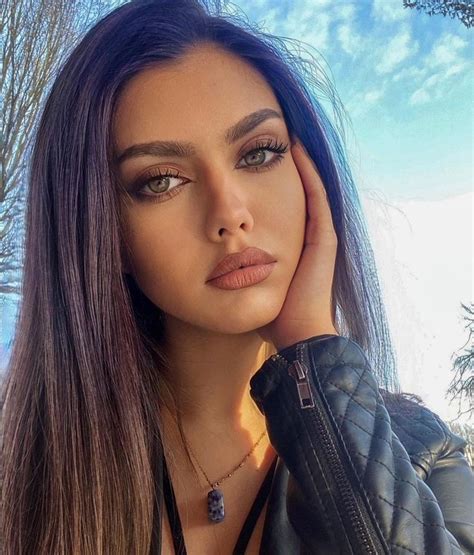 Beautiful Persian Women