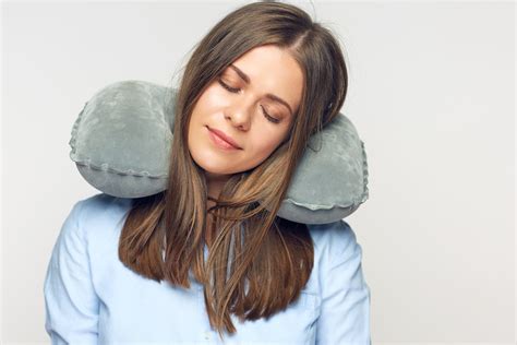 10 Best Travel Pillows For Long Flights 2024 Road Affair