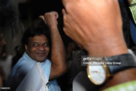 Fugitive Gangster Dawood Ibrahims Brother Iqbal Kaskar Is Mobbed By