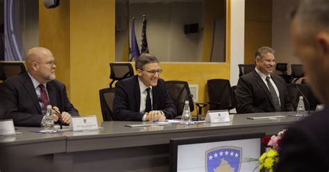 Chollet Deklarohet Pas Takimit Me Kurtin