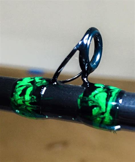 Marbling Rings On Pen For Custom Fishing Rods