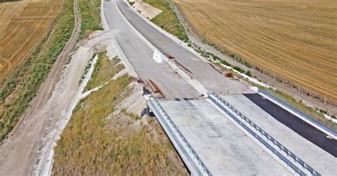 Министър Коритарова обяви кога ще се облекчи трафикът на пътен възел „Симитли Банско“ на Е 79