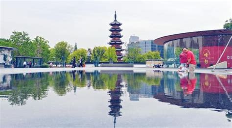 上海龙华塔地下艺术空间开放 水底视角感受千年古塔