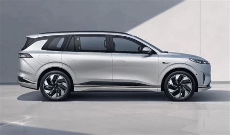 The New Dongfeng Eπ008 Updated Details