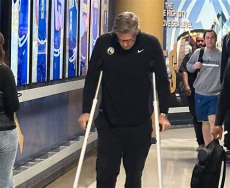 Timberwolves Coach Chris Finch Spotted On Crutches Before Nba Playoff