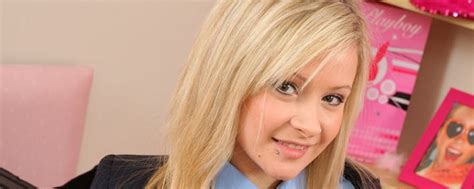 Elle Richie Redbust