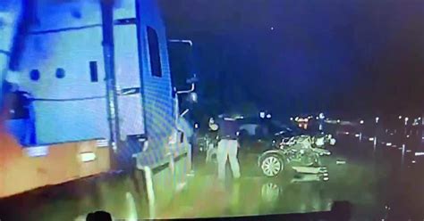 Texas Sheriffs Deputy Has Close Call With Semi Truck On Highway Fox