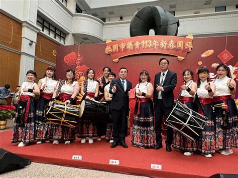 桃府會和諧齊團拜 邱奕勝向張善政討成績單 政治 中時