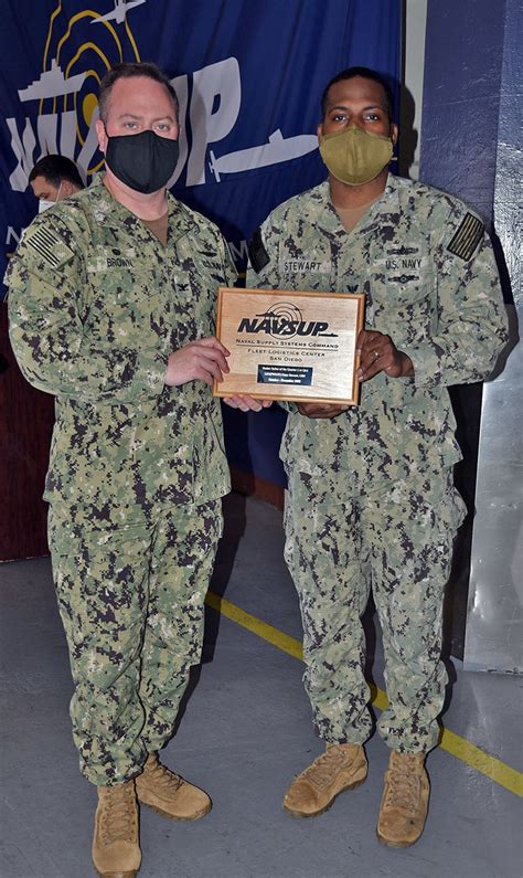 Dvids Images Navsup Flc San Diego Commanding Officer Awards Sailors