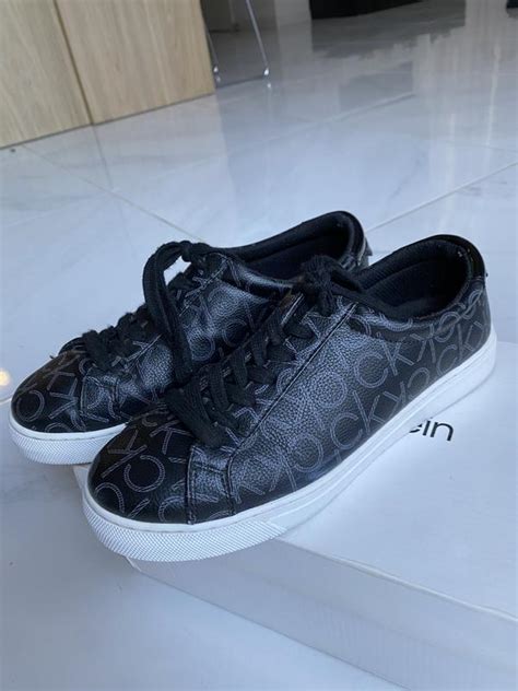 Кеди Calvin Klein — ціна 1000 грн у каталозі Кеди Купити жіночі речі за доступною ціною на Шафі